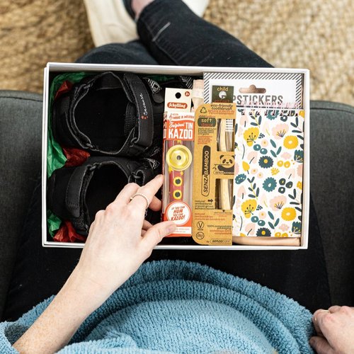 What makes a great Christmas shoebox? – Because International